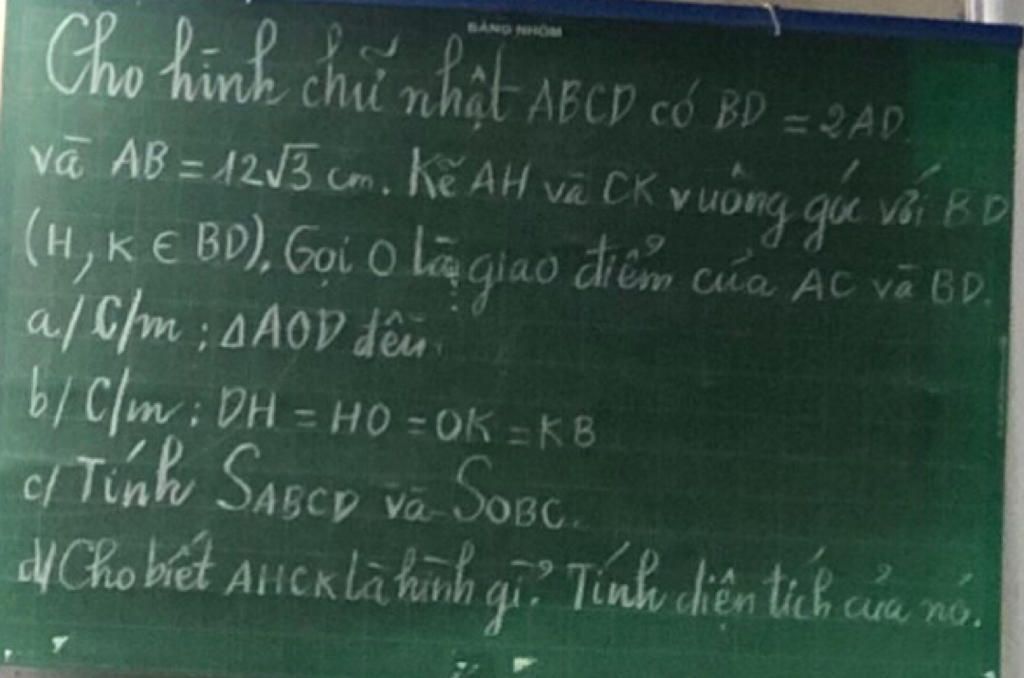 2AD. Cho hình chữ nhật ABCD có BD =240 và AB=1205 cm, kẽ AH và CK vuông ...